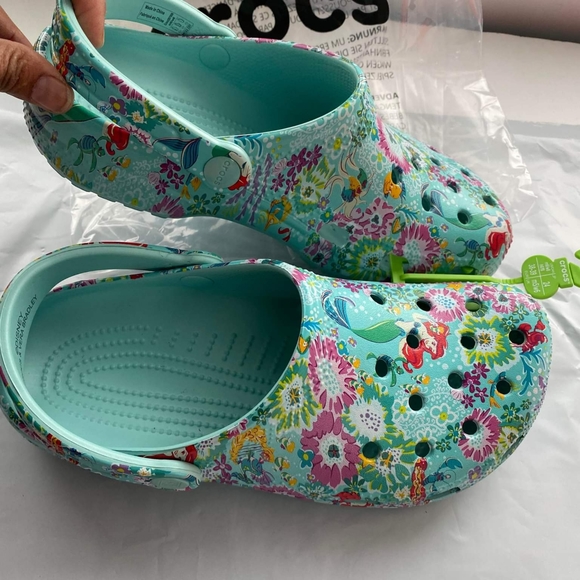 CROCS | Shoes | Crocs Womens Vera Bradley Disney Little Mermaid Clogs ...